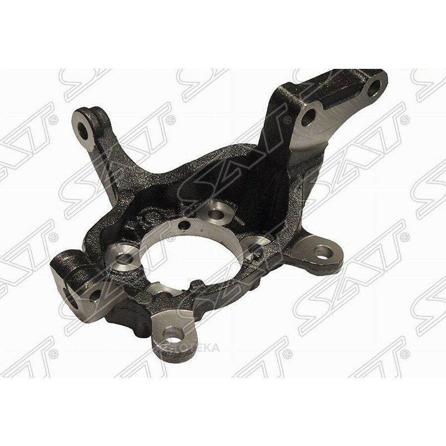 Кулак поворотный NISSAN TIIDA/SENTRA/NV200/LEAF 12- лев. SAT ST400151KA1A