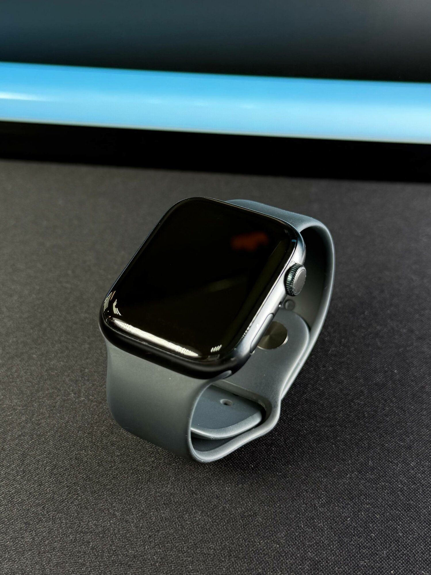 Умные часы Apple Watch 9, Midnight, 45mm, 98%, алюминий, силикон