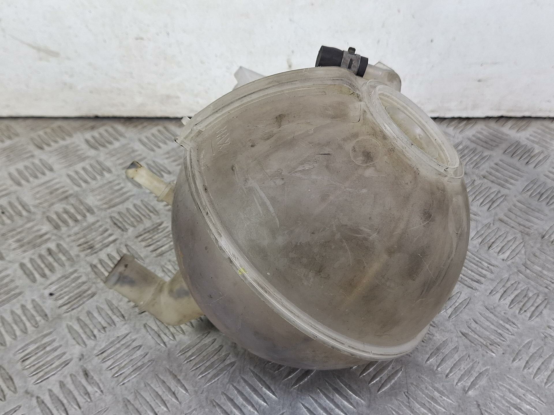 Бачок расширительный Mercedes-Benz Sprinter W906 (2006 - 2014) 2140116