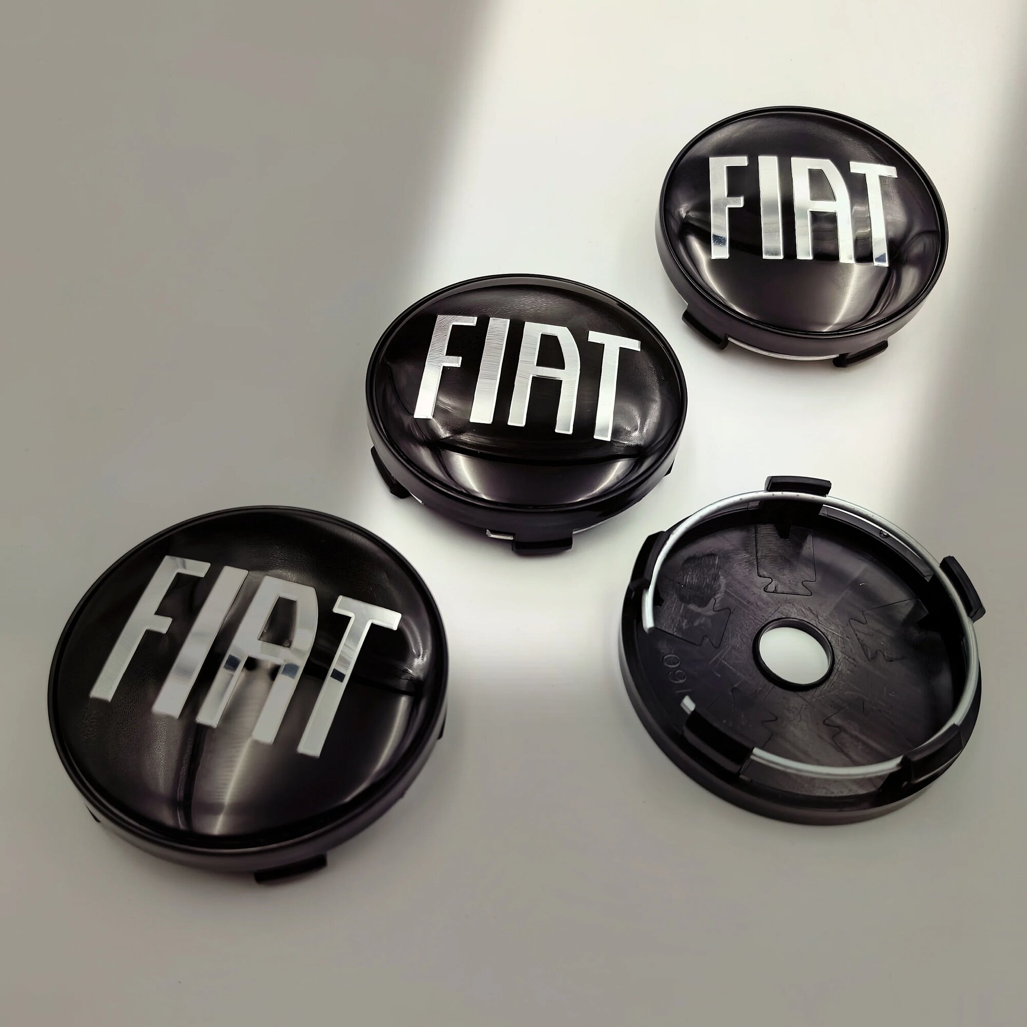 4 шт, 60 мм логотип Fiat, колпаки центральной ступицы колес, значок 4PS 60CPBK black-SL