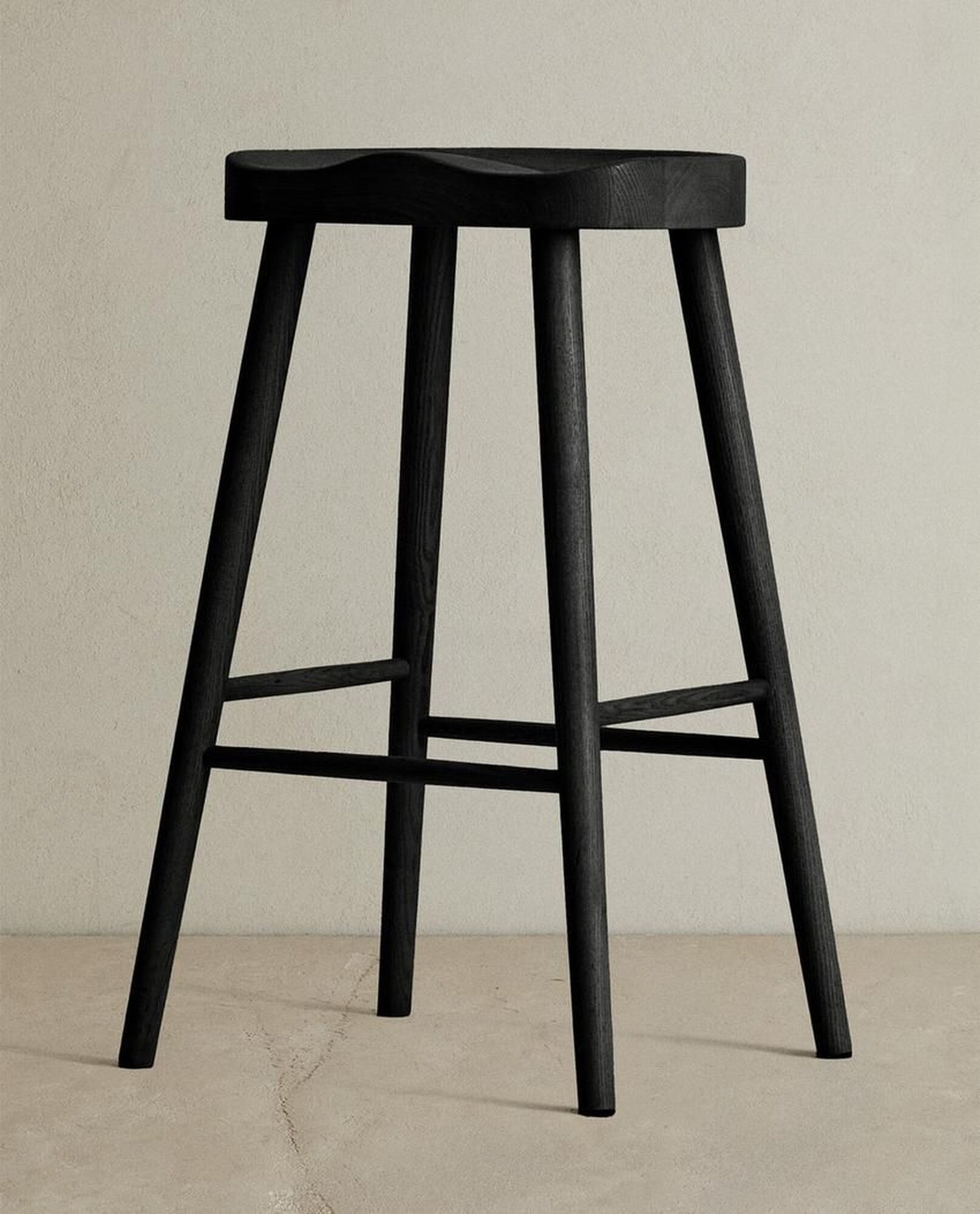 Табурет ZARA HOME 8330/073/800 - 1 шт, 72 x 40 x 37 см, из сосны, цвет черный