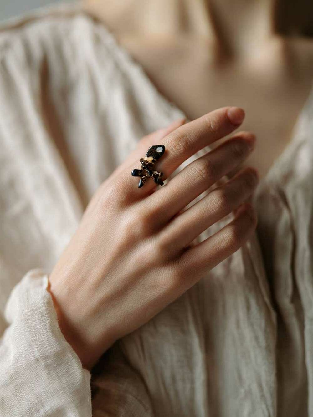 Перстень, серебро, 925 проба, золочение, сапфир