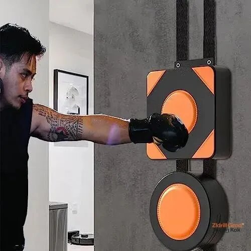 Макивара настенная для бокса, тренировок дома. Цвет: черный/оранжевый. Материал: искусственная кожа.