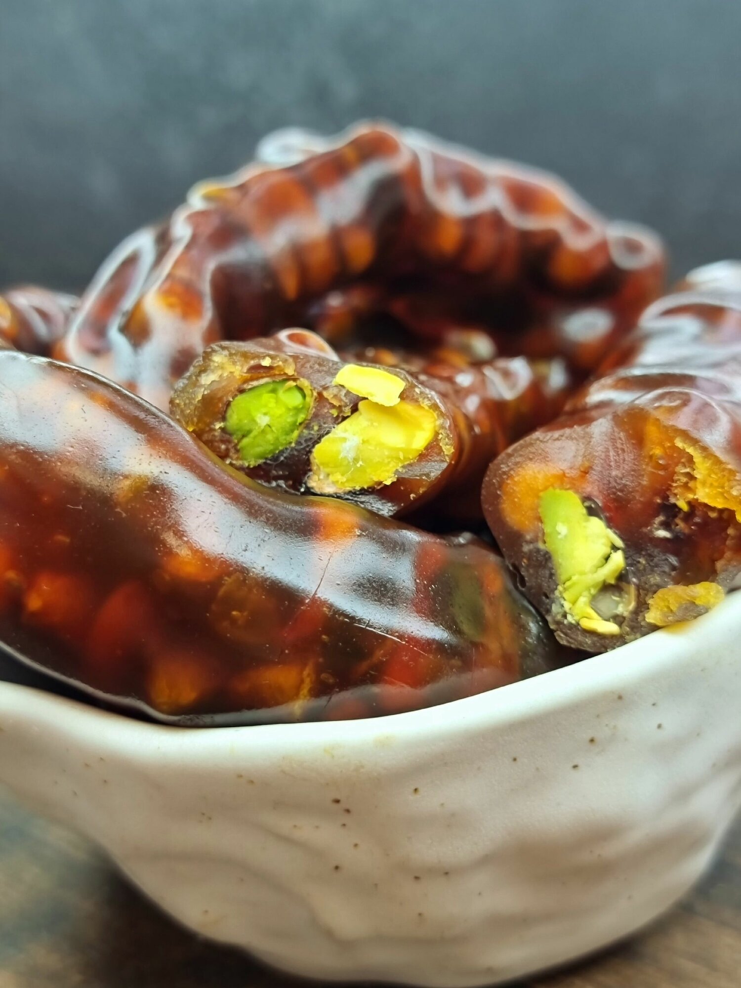 Чурчхела с фисташкой в виноградном соке без сахара Premium