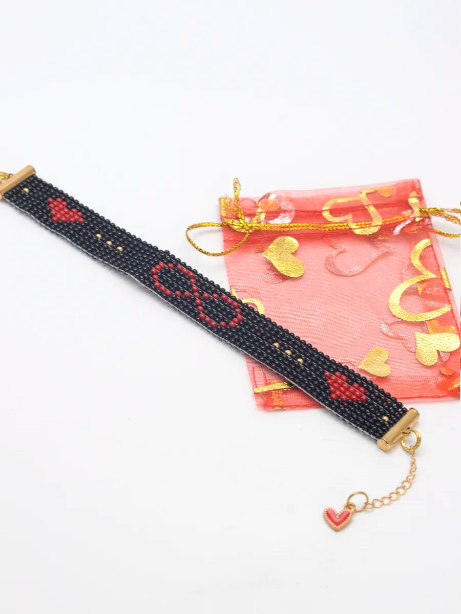 Браслет, бисер