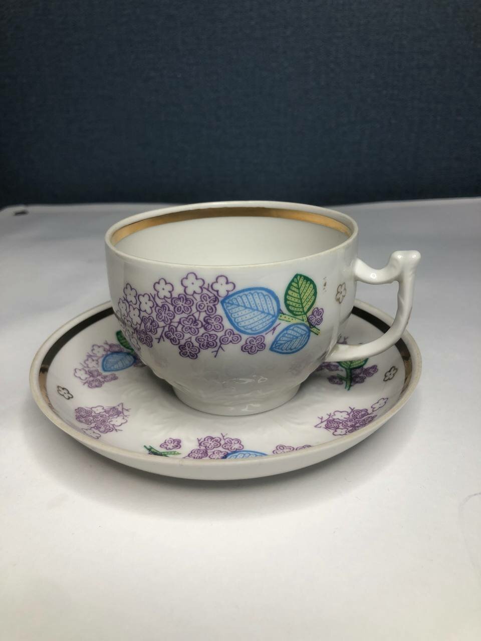 Чайная пара винтажная СССР 1962г. "Любимая сирень", 190мл, фарфор, ручная роспись