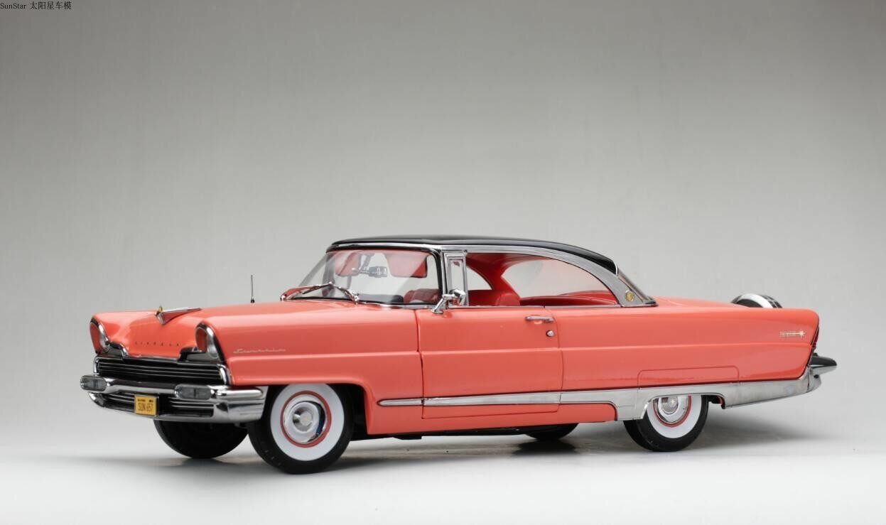 SunStar Platinum Edition Литая модель автомобиля 1956 Lincoln Hardtop Blue Sports Car 4657