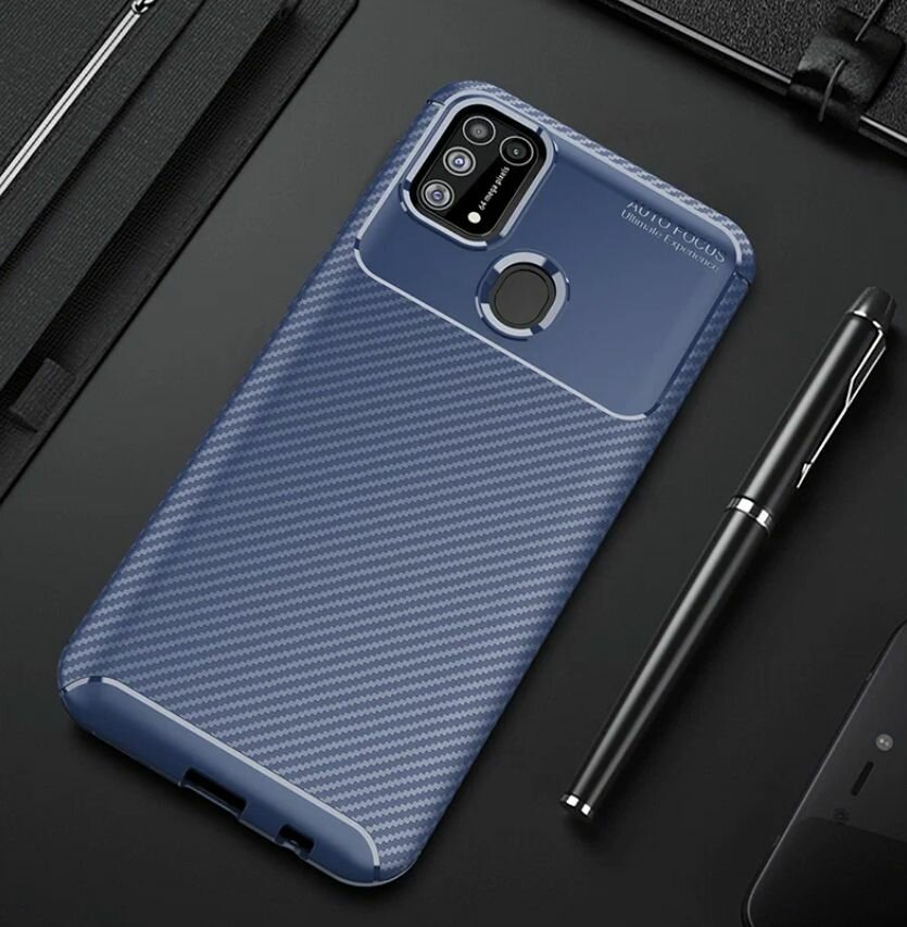 Чехол панель-бампер для Samsung Galaxy M31s SM-M317F (2020) из прочного силикона с матовой отделкой «под карбон» синяя