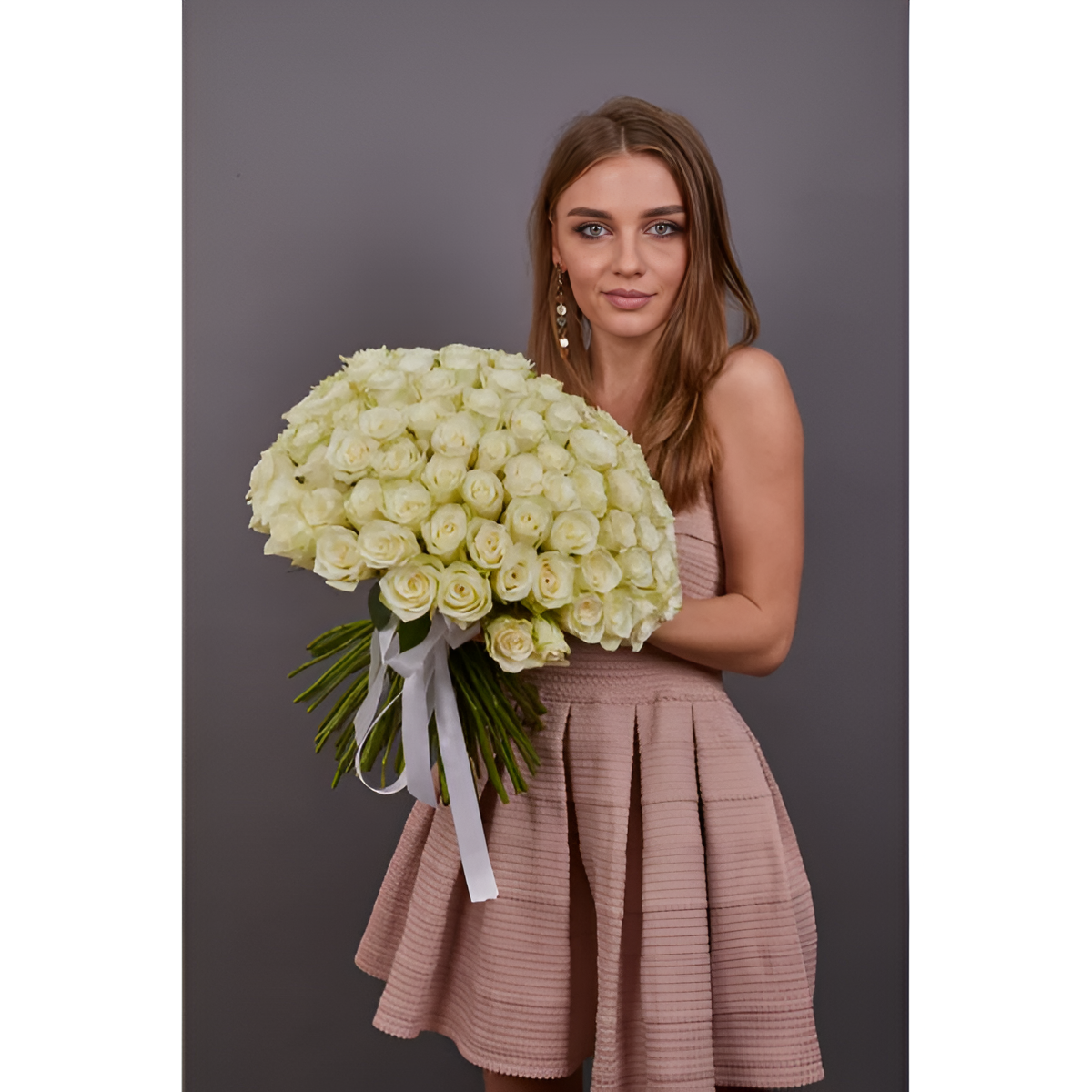 Букет Дизайн Цветка из 101 белой розы, букет для любимой, высота 40 см