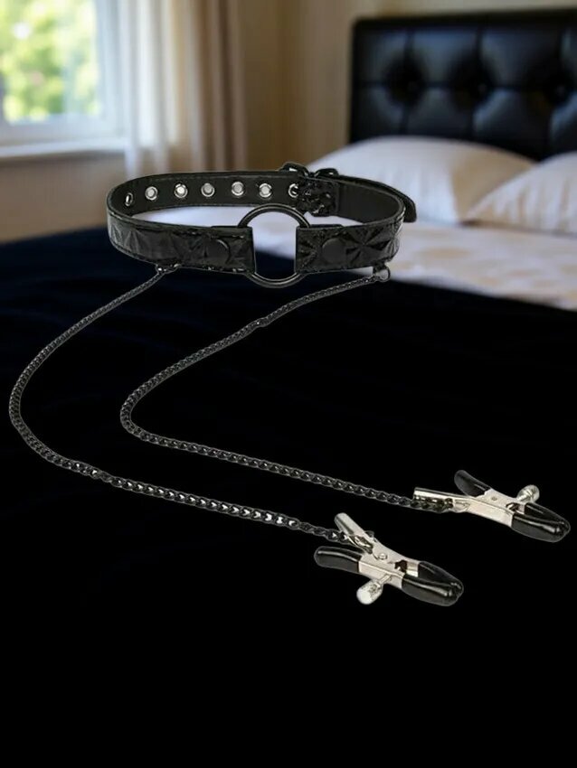Кляп-кольцо с зажимами на соски O Ring Gag With Clips, цвет фиолетовый