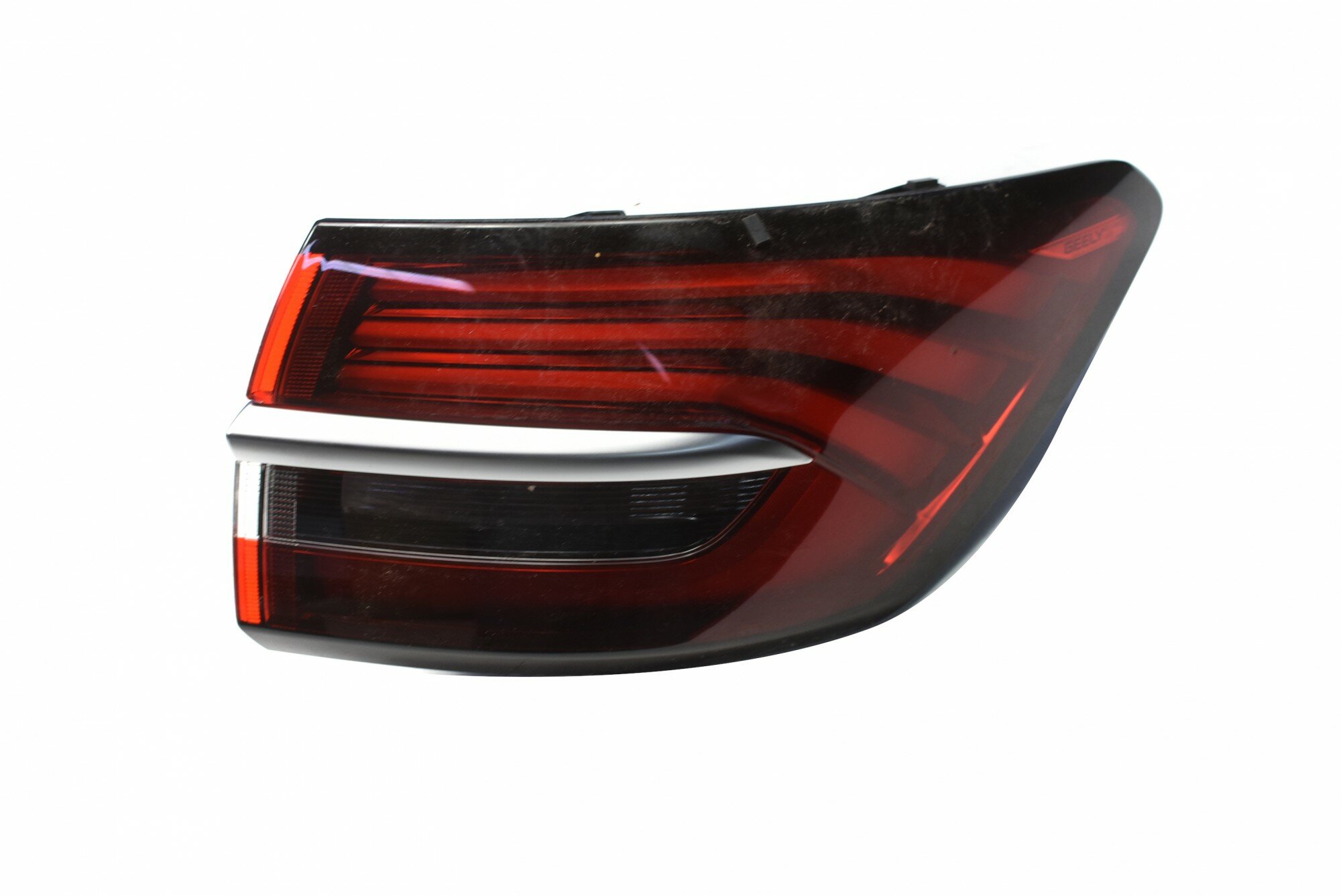 Фонарь задний правый (в крыло) Geely Coolray