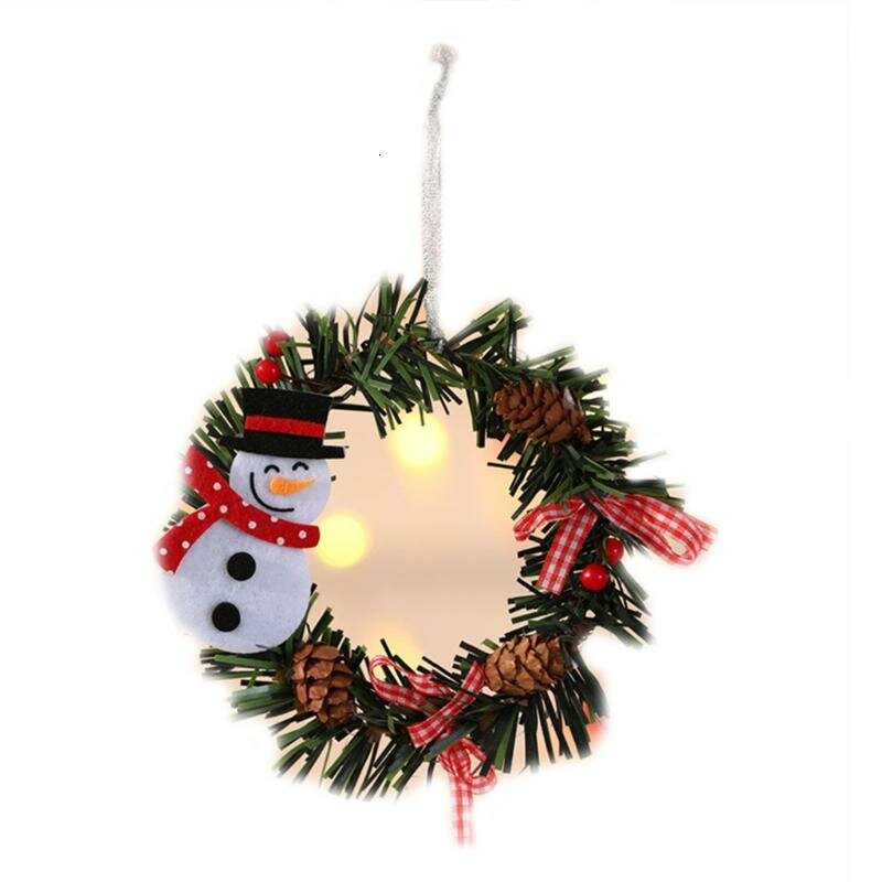 Многоколоритная рождественская гирлянда из ротанга, Снеговик