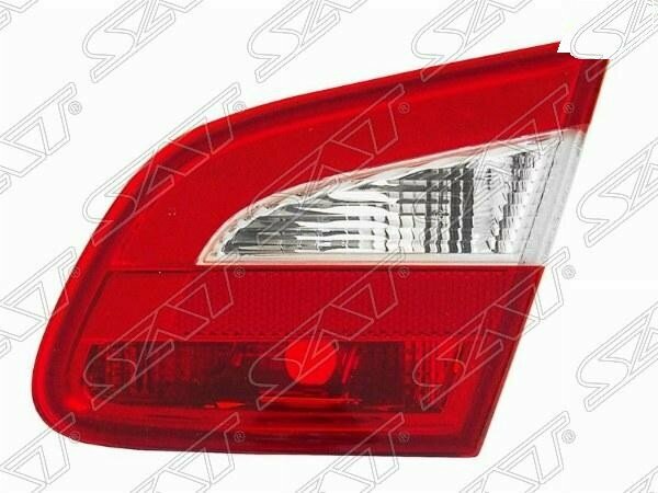 Фонарь в крышку багажника SAT ST-665-1301R Skoda Superb 08-13 правый 5D LBK