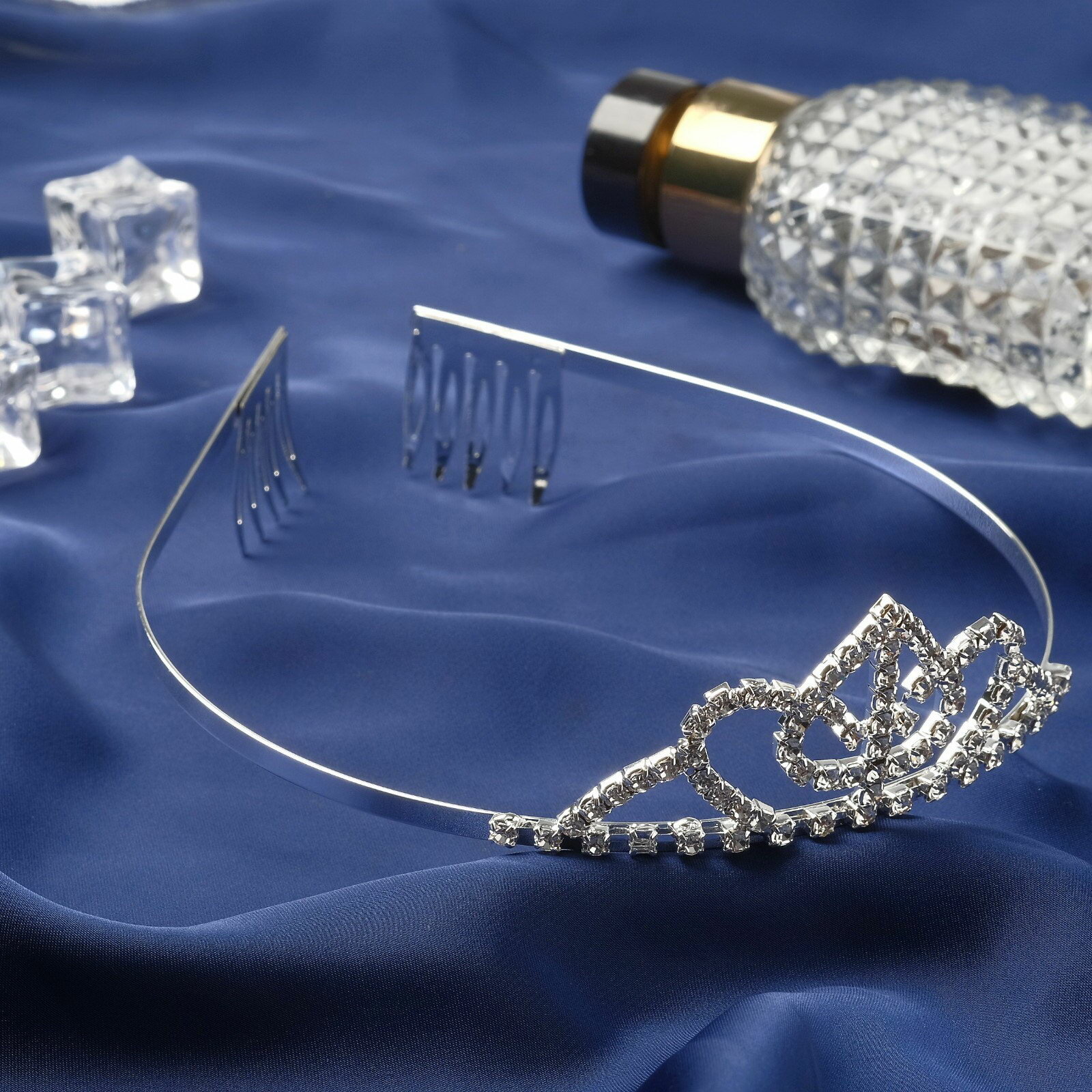 Диадема для волос "Фелиция", восхищение, 3 см, серебро, тип: диадема