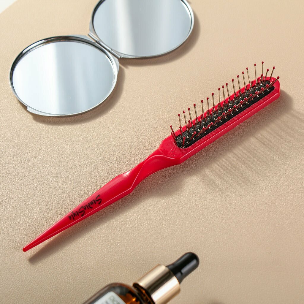 Расческа массажная Studio style Basic с железными зубчиками для волос, 70х240х30 мм, красная, артикул 58845-7590