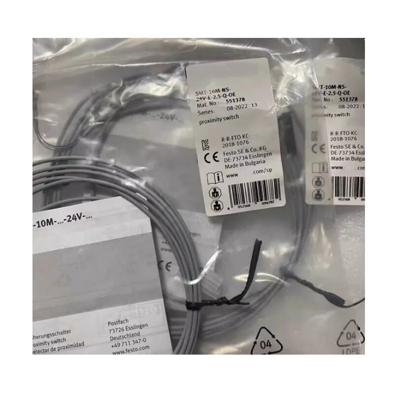 Бесконтактный переключатель SMT-10M-NS-24V-E-2.5-Q-OE 551378 SMT-10M-NS-24V-E-2.5-L-OE 551377 SMT-10M-NS-24V-E-0.3-L-M8D 551379