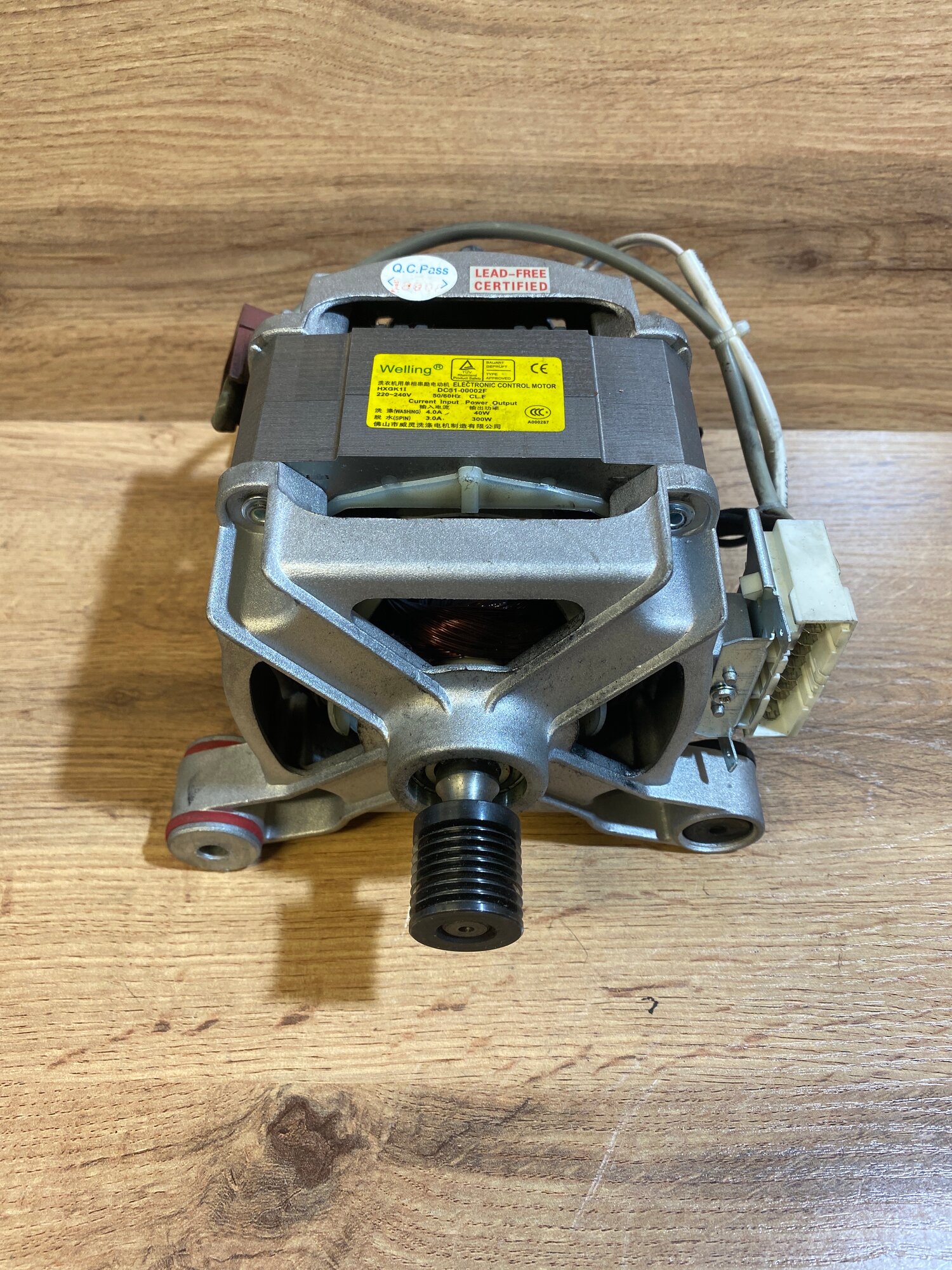 Двигатель для стиральной машины SAMSUNG WF7602S8R,б/у