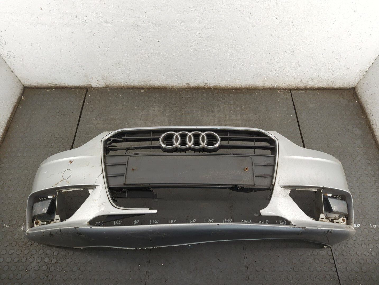 Бампер передний Audi A4 (B8) Б/У