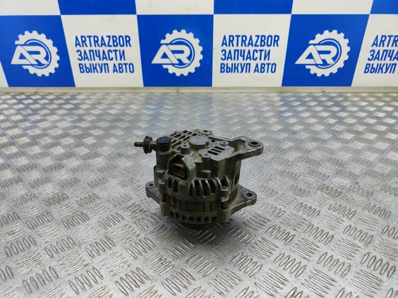 Б/У Генератор Nissan Bluebird Sylphy G10 / Ниссан Блюберд Силфи G10 1.8 QG18DE 125 Л.С 2001