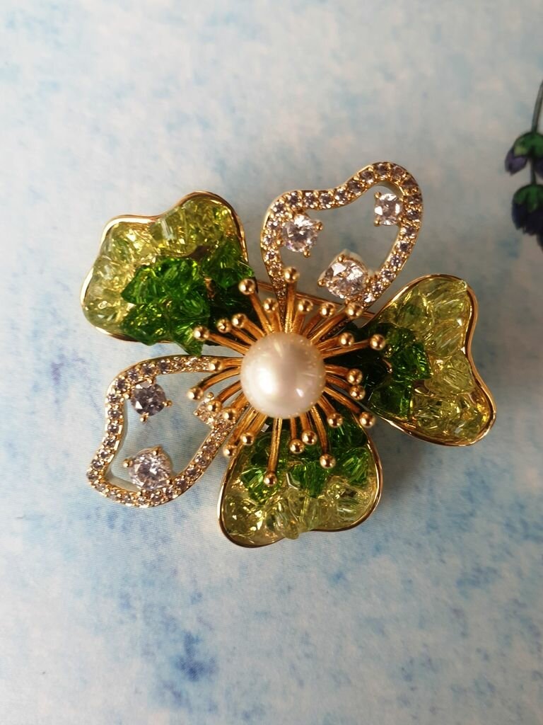 Брошь, жемчуг культивированный