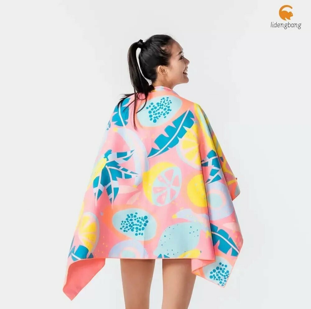 Спортивное полотенце из микрофибры L 80x130см Nabaiji фрукты
