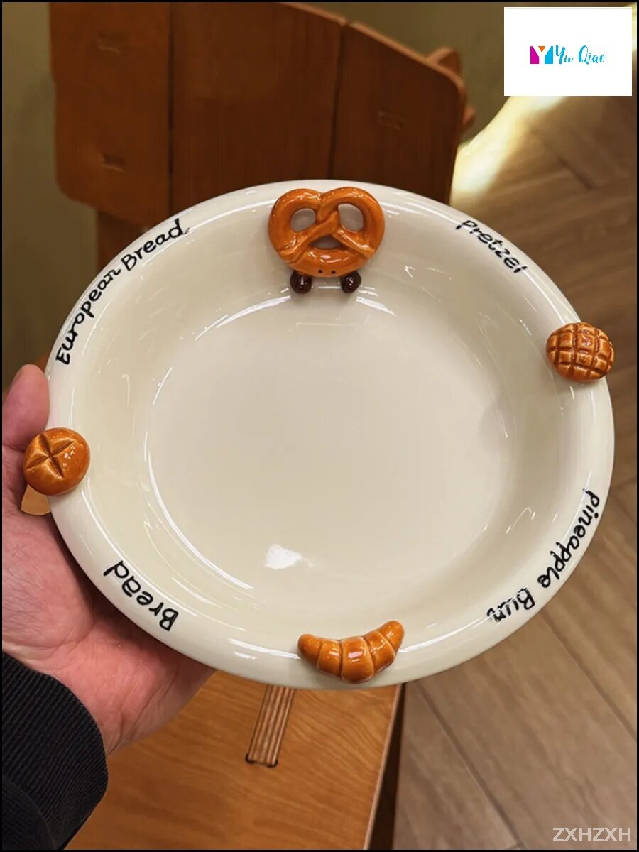 Бестселлер с аппетитными булочками и кренделями，Бестселлер с аппетитными булочками и кренделями