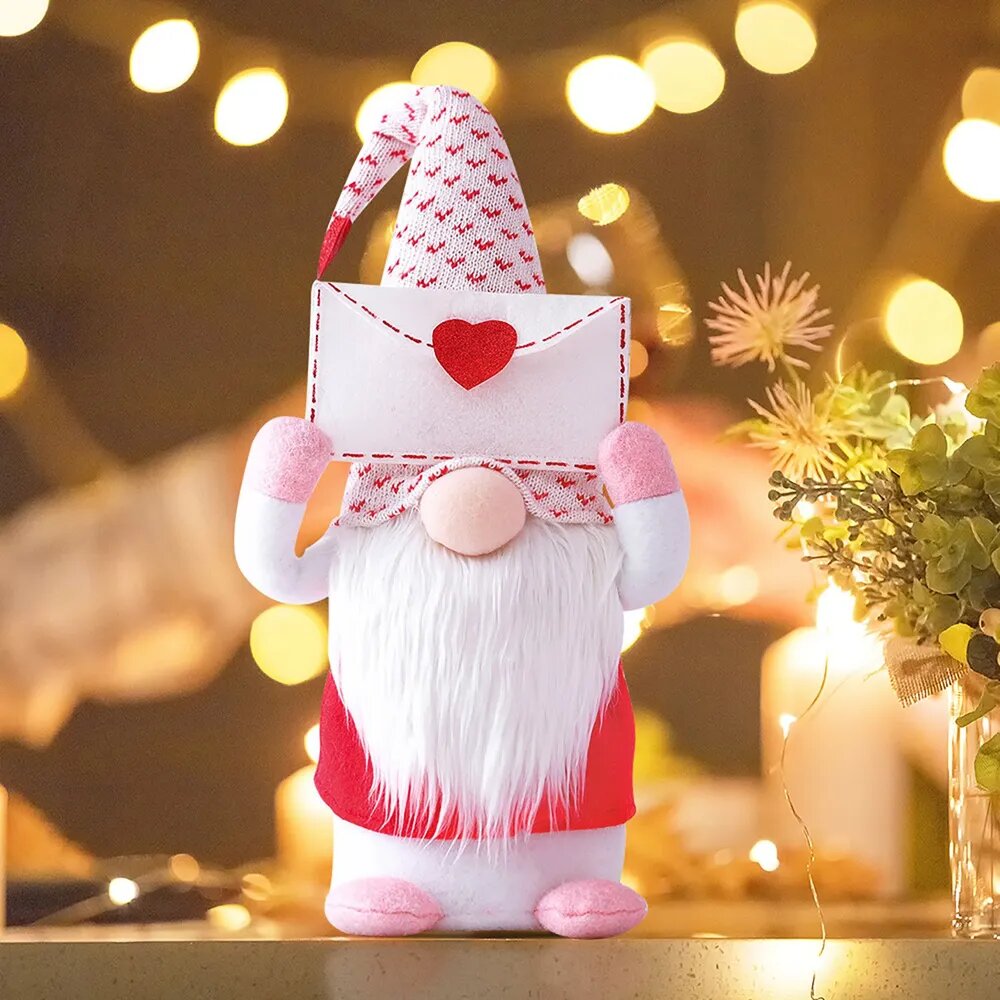 Безликая кукла на День Святого Валентина - украшение рабочего стола Спальни и гостиной