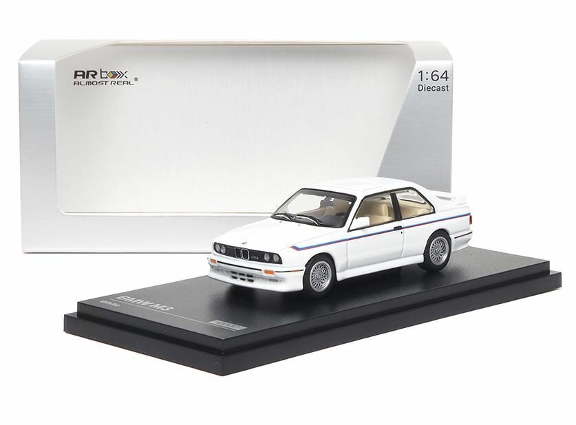 Almost Real 1:64 BMW M3 E30 White - коллекционная Premium машинка