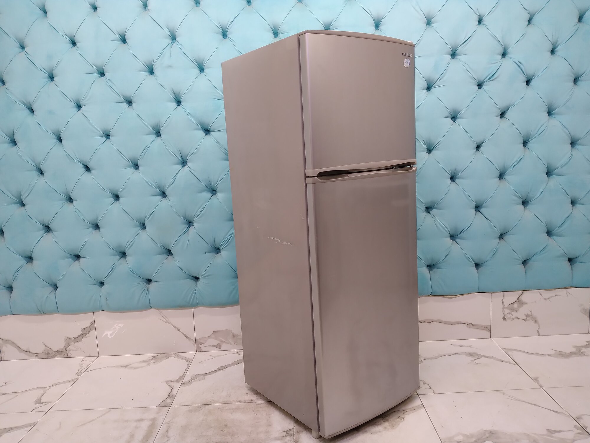 Холодильник Samsung RT37MBSS, двухкамерный, с системой No Frost