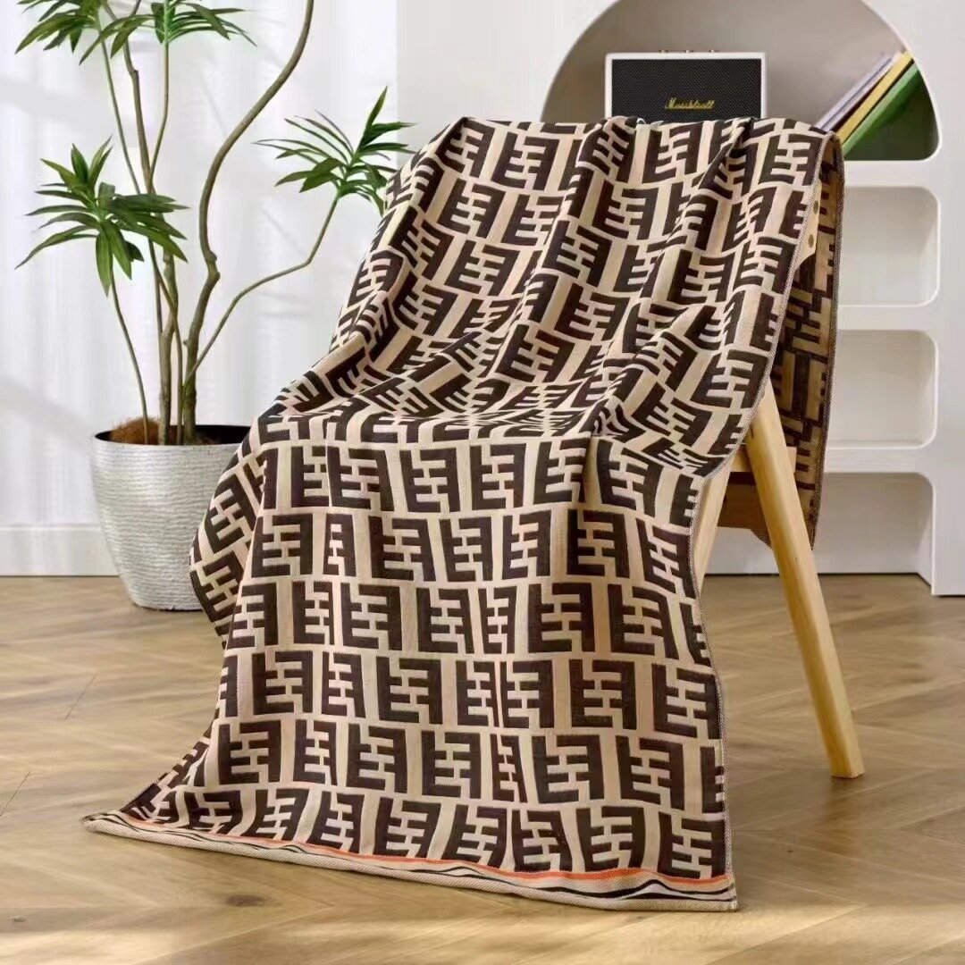 Хлопчатобумажное банное полотенце с жаккардовым рисунком, 80х160 см