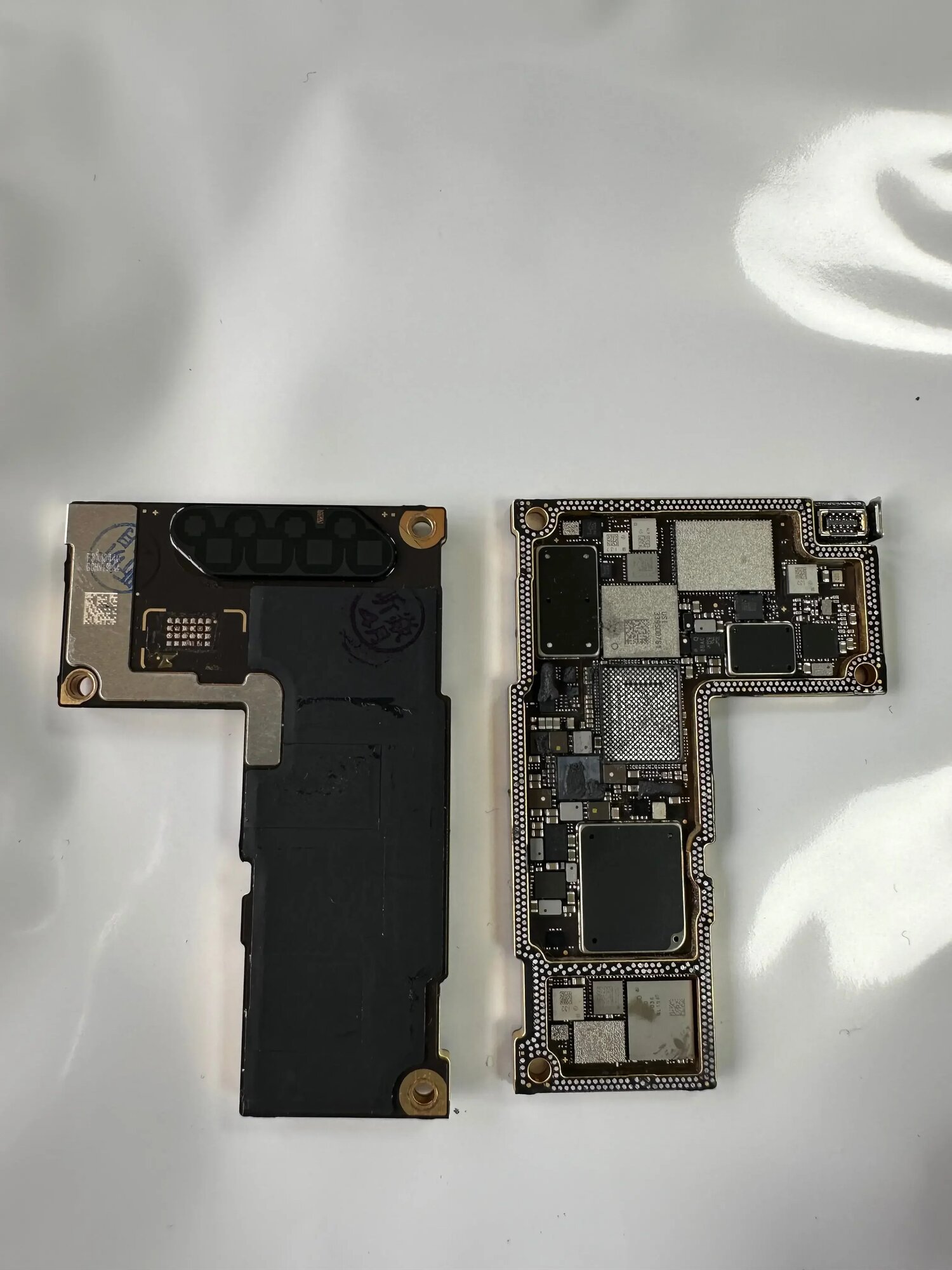 Материнская плата для iPhone 12 Pro Max / 12 Pro / 12 mini 12Pormax lower US