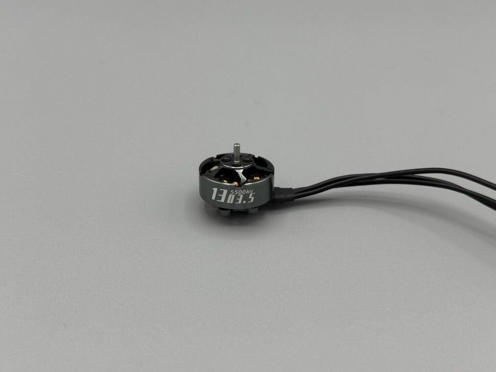 Бесколлекторный мотор GepRC SPEEDX2 1303.5 5500KV