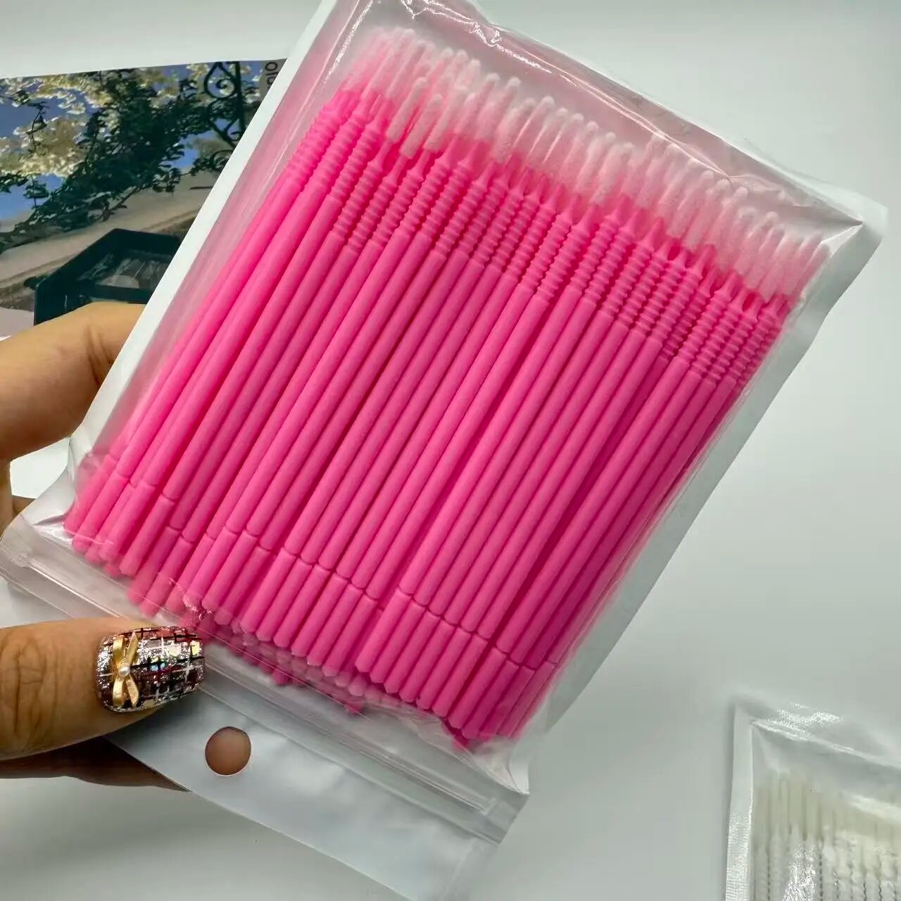 Одноразовые микрощеточки для наращивания ресниц A0125-100PCS White