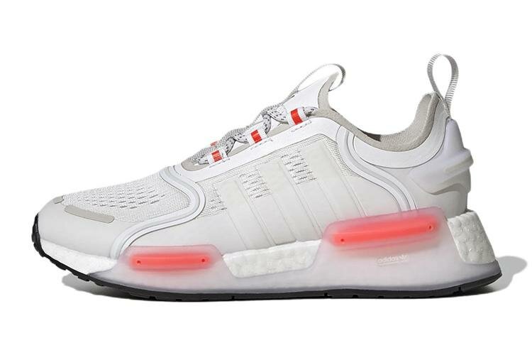 Кроссовки NMD_R1 V3