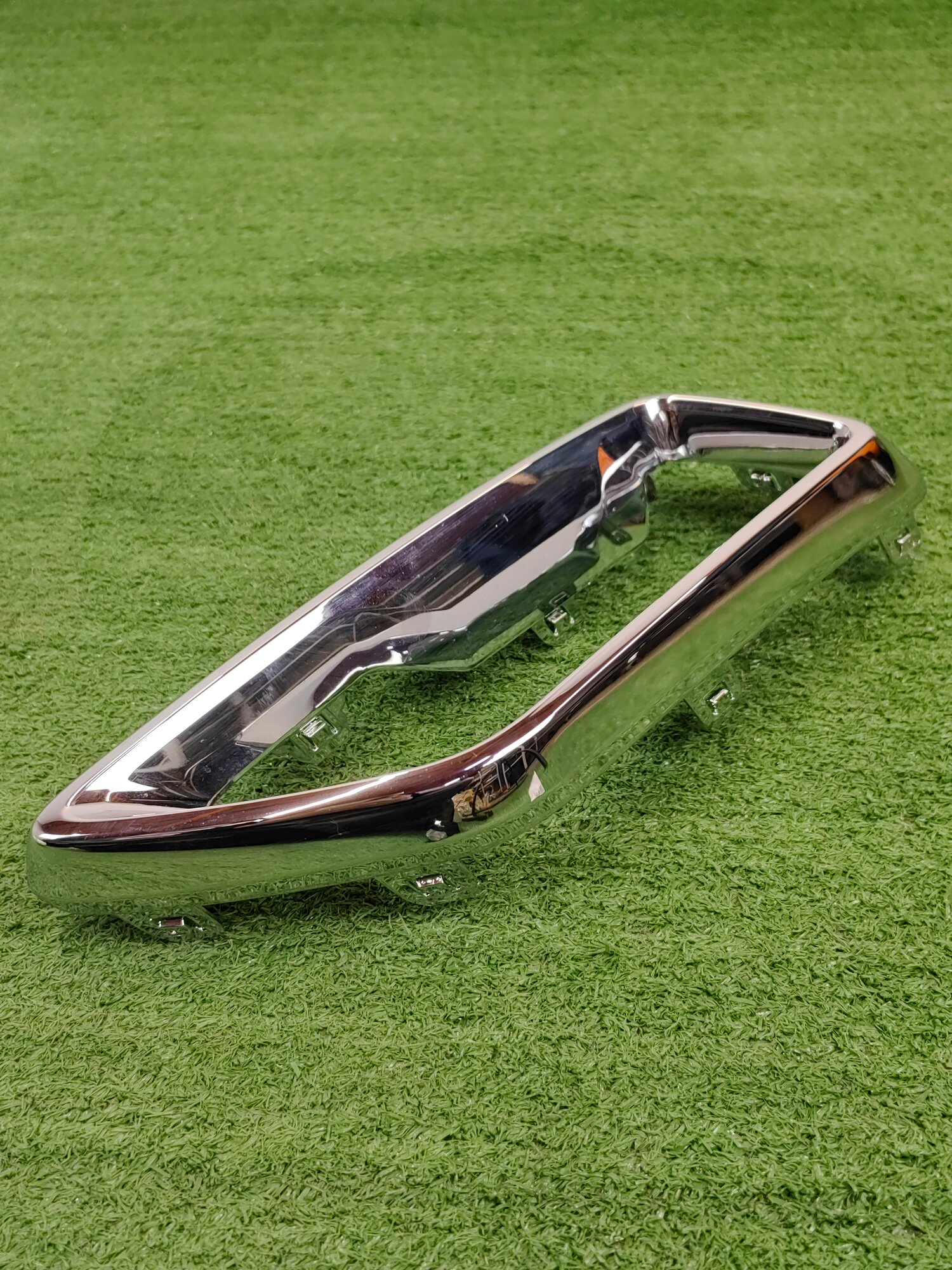 Changan Накладка глушителя правая хром Changan CS55 Plus S203F2713031300