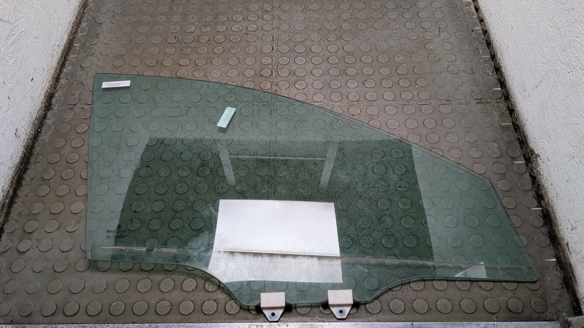 Стекло боковой двери правое переднее Acura RDX Б/У