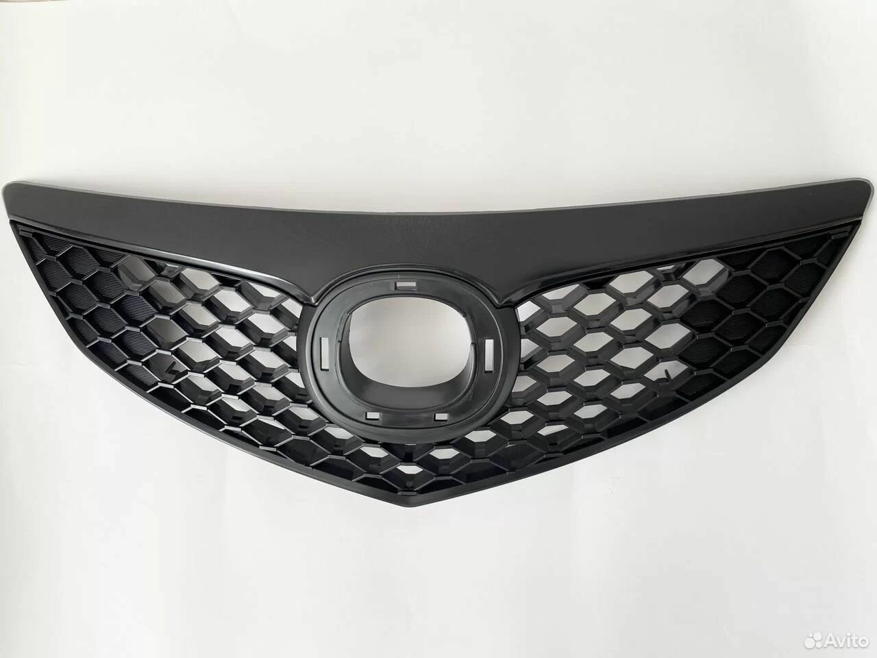 Решетка радиатора Mazda 3 BK хэтчбек рестайлинг без эмблемы AVDN передняя для 2007 2008 2009 арт. BS3E50710B Китай