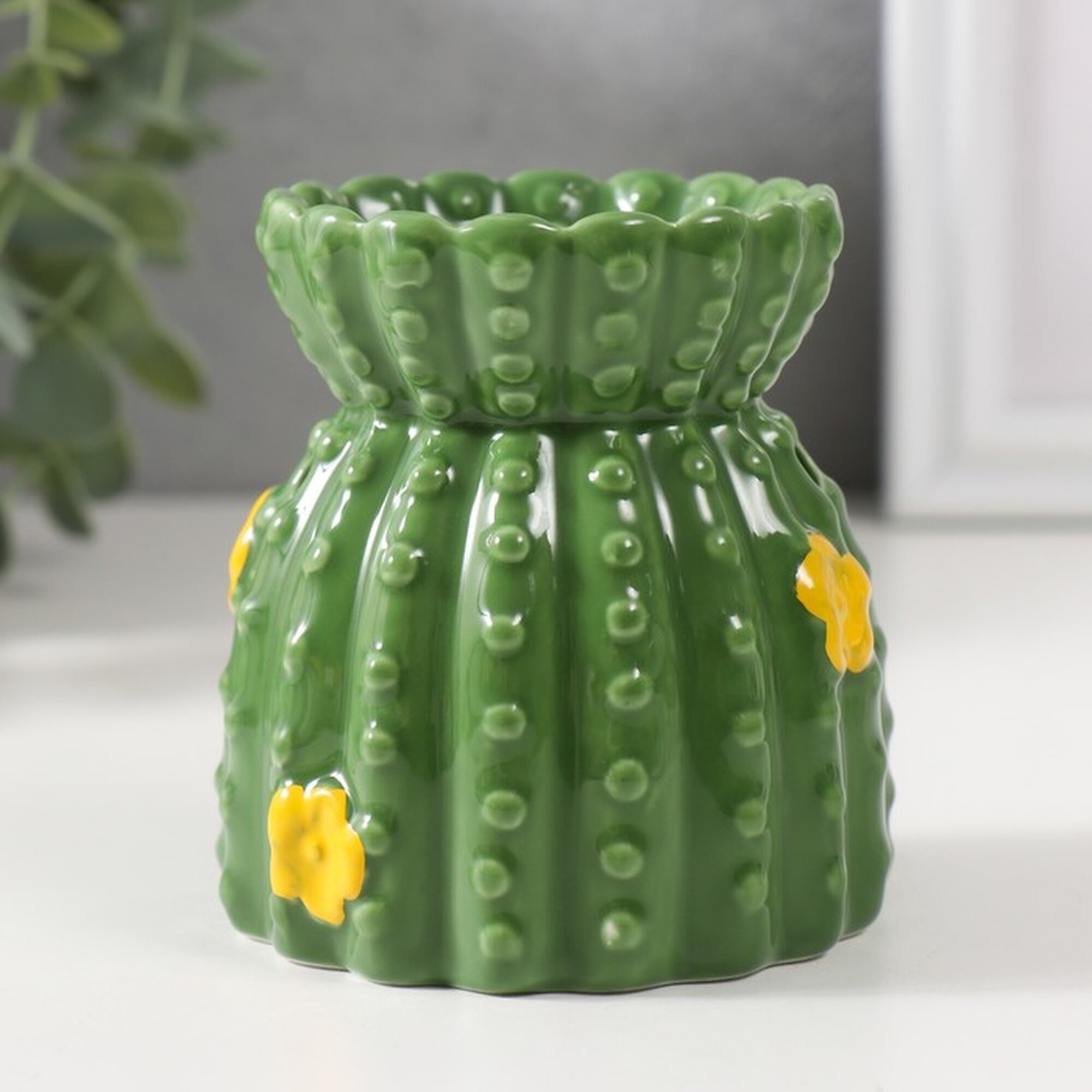Аромалампа "Кактус с цветочками", керамика, зеленый, 8 x 8 x 8,5 см