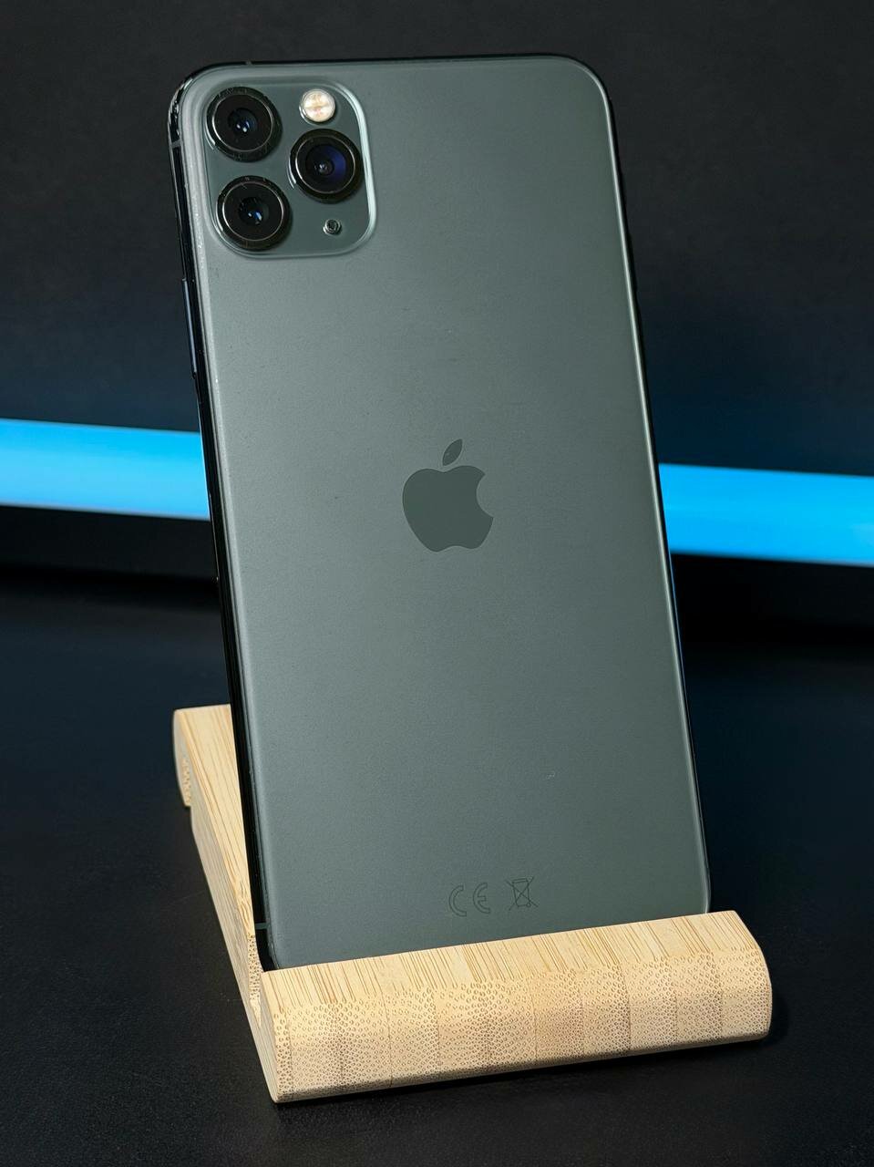 Смартфон Apple iPhone 11 Pro Max, 64 ГБ, nano-SIM + eSIM, зеленый