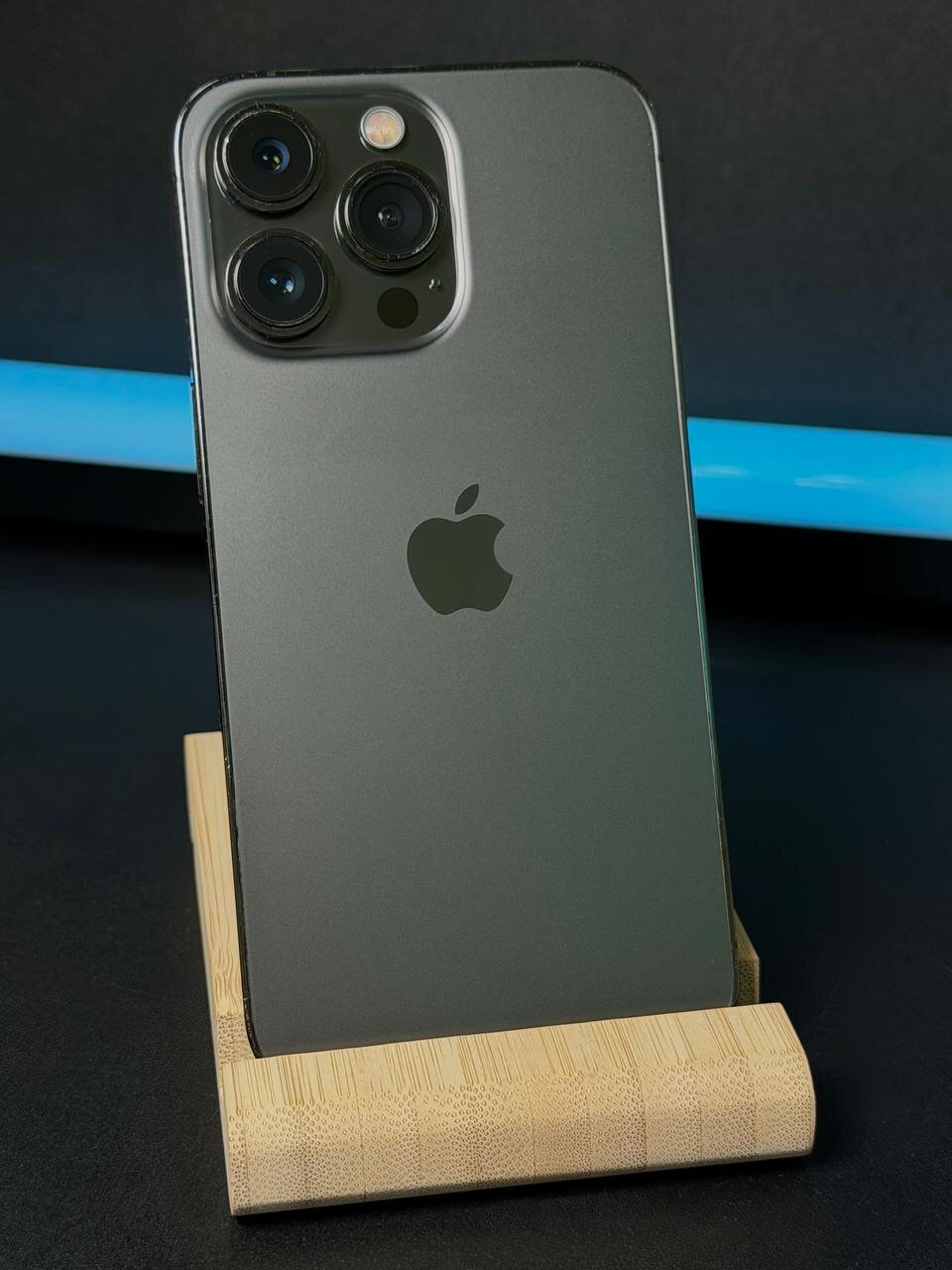 Смартфон Apple iPhone 13 Pro, 128 ГБ, nano-SIM + eSIM, черный