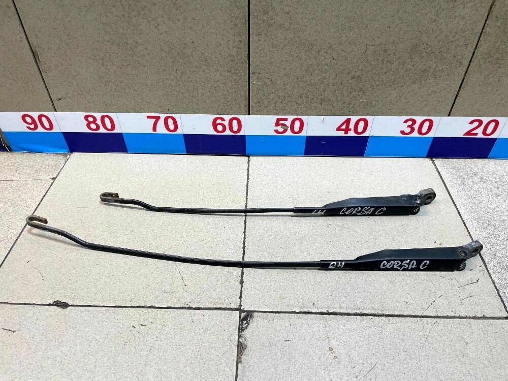 Поводок стеклоочистителя Opel Corsa C 09114666