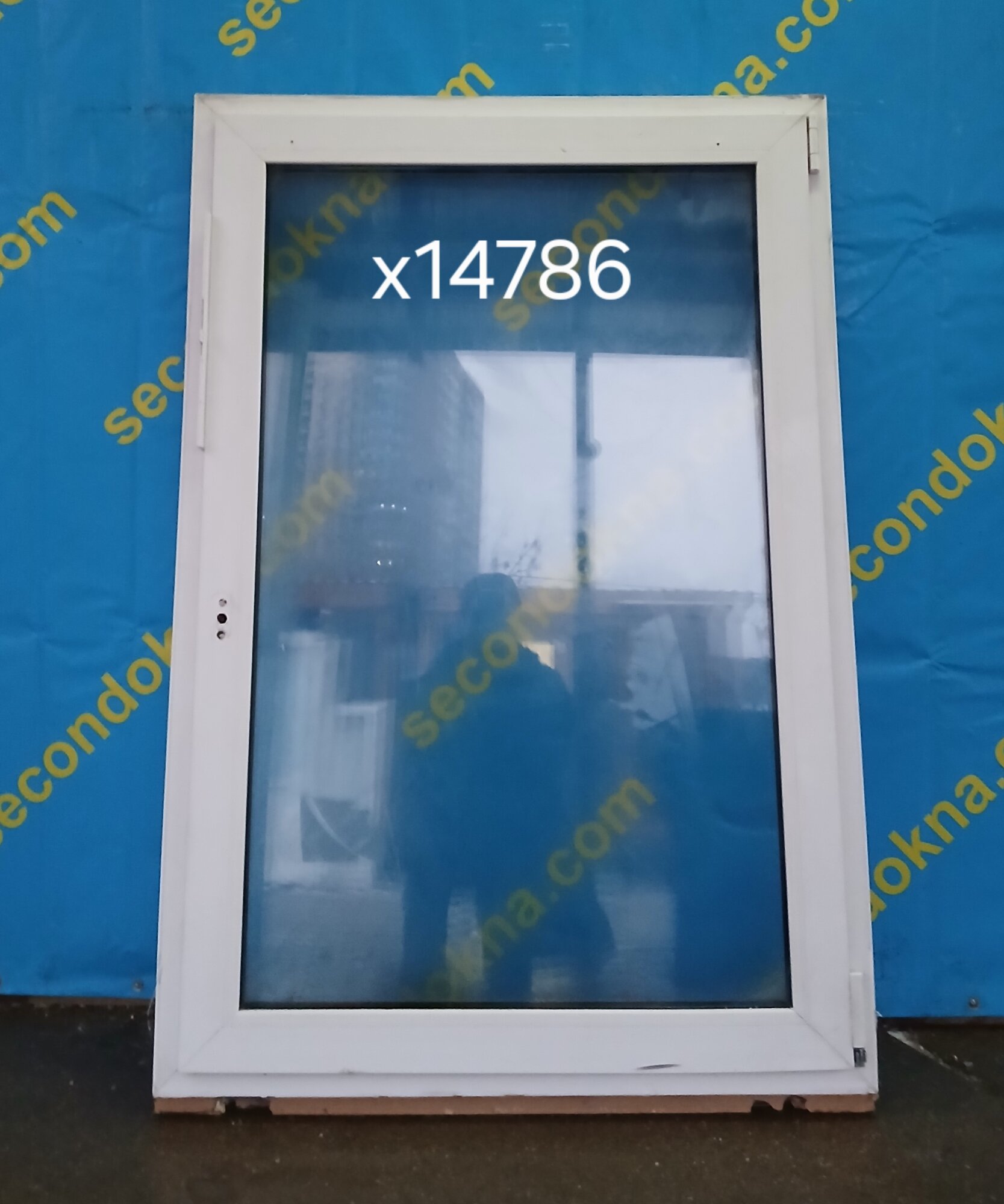 Пластиковое окно Б/У 1400(в)х960(ш)