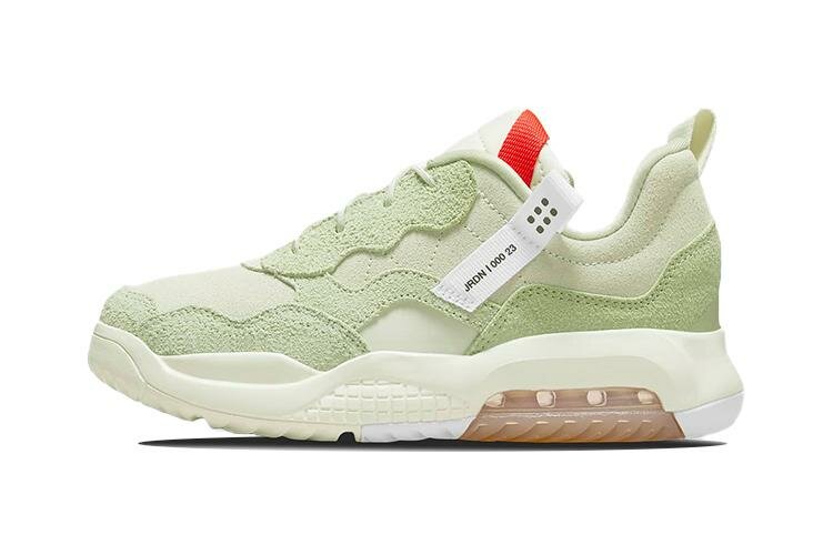 Кроссовки Air Jordan Max Aura 4