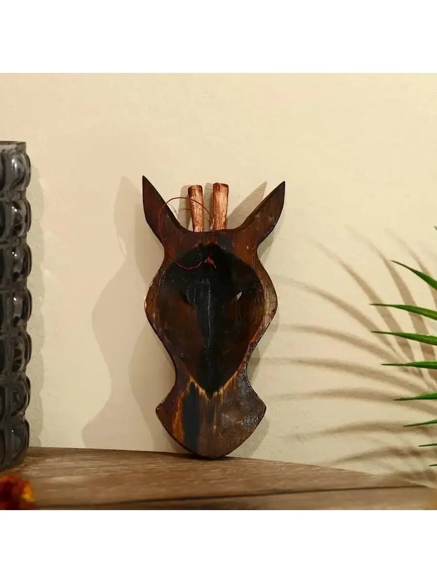 Деревянная маска-зебра для игр и развлечений