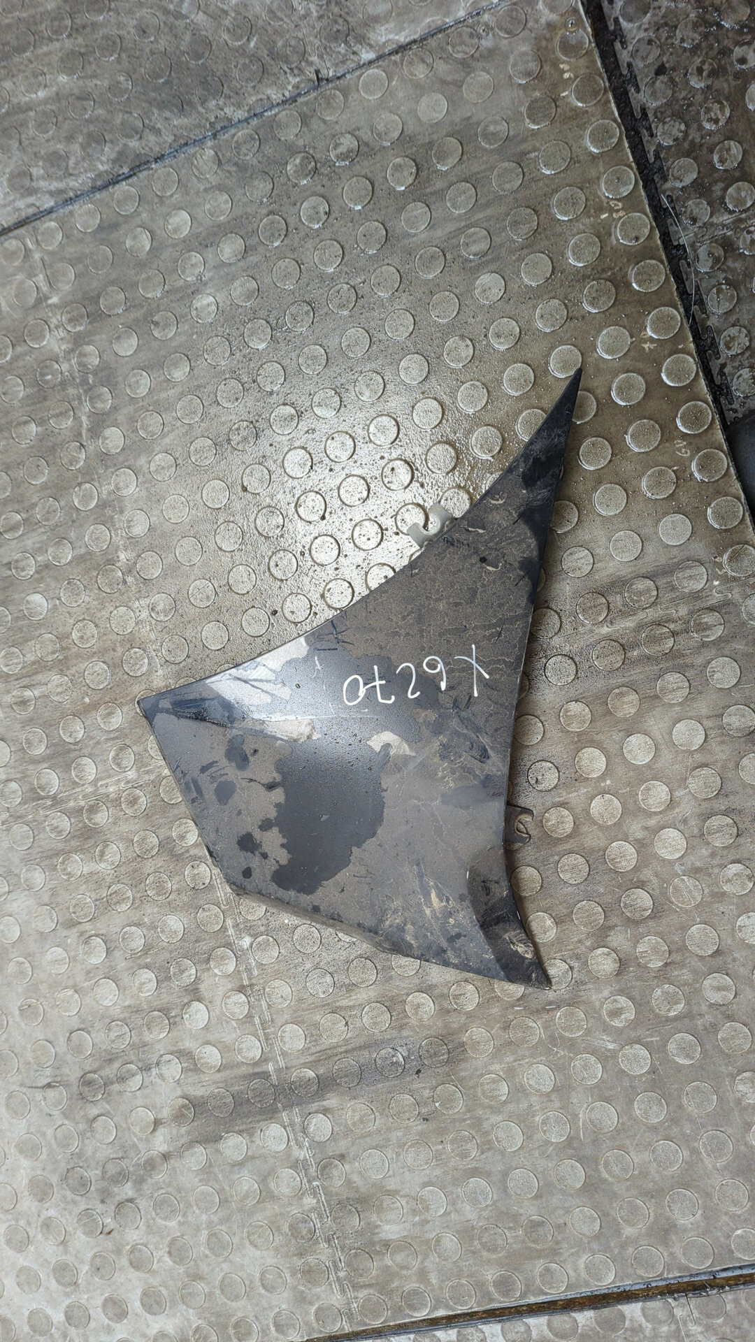 Крыло правое переднее Volkswagen Beetle Б/У