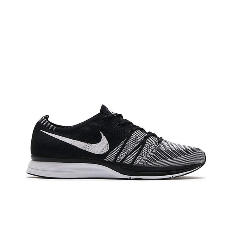 Кроссовки NIKE Flyknit Trainer, размер EU 42 стопа (26.5CM), черный — фото 1