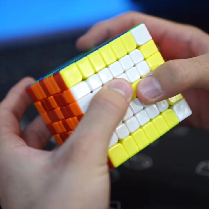 Магнитный кубик Рубика 7x7 YJ YuFu V2 Magnetic, цветной пластик