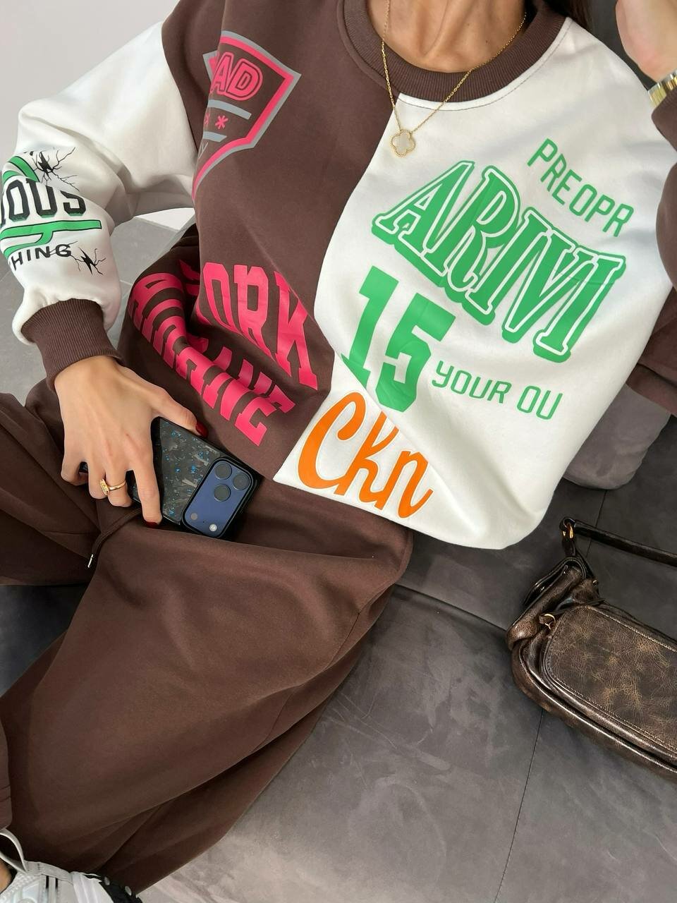 Костюм спортивный