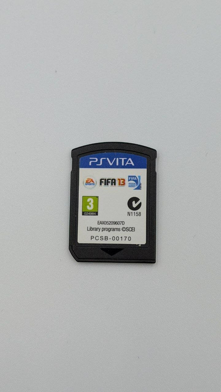 Fifa 13 PS Vita (англ.)