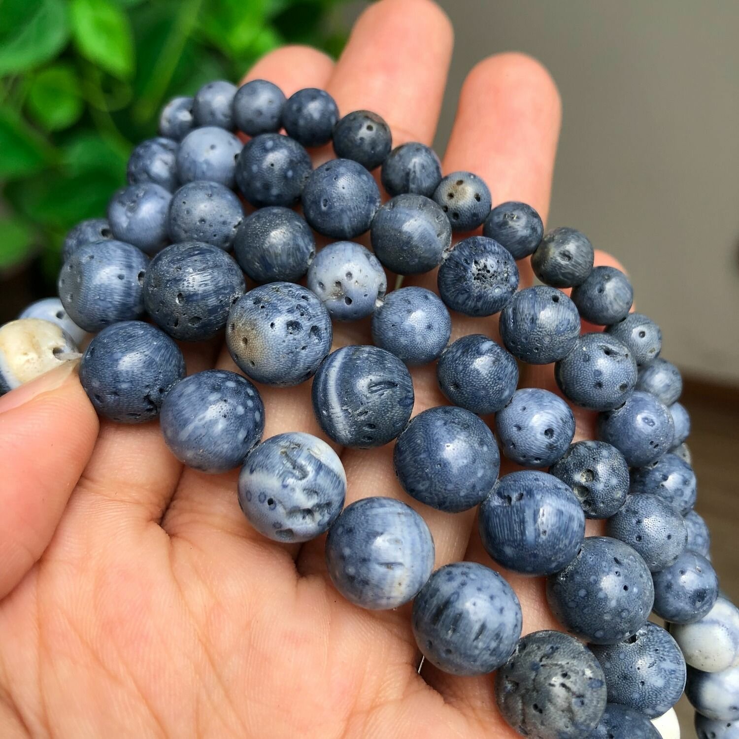 Бусины из натурального голубого коралла 10 мм, бусины для рукоделия из натуральных камней круглые, нить 37 см, около 36 шт, для создания украшений